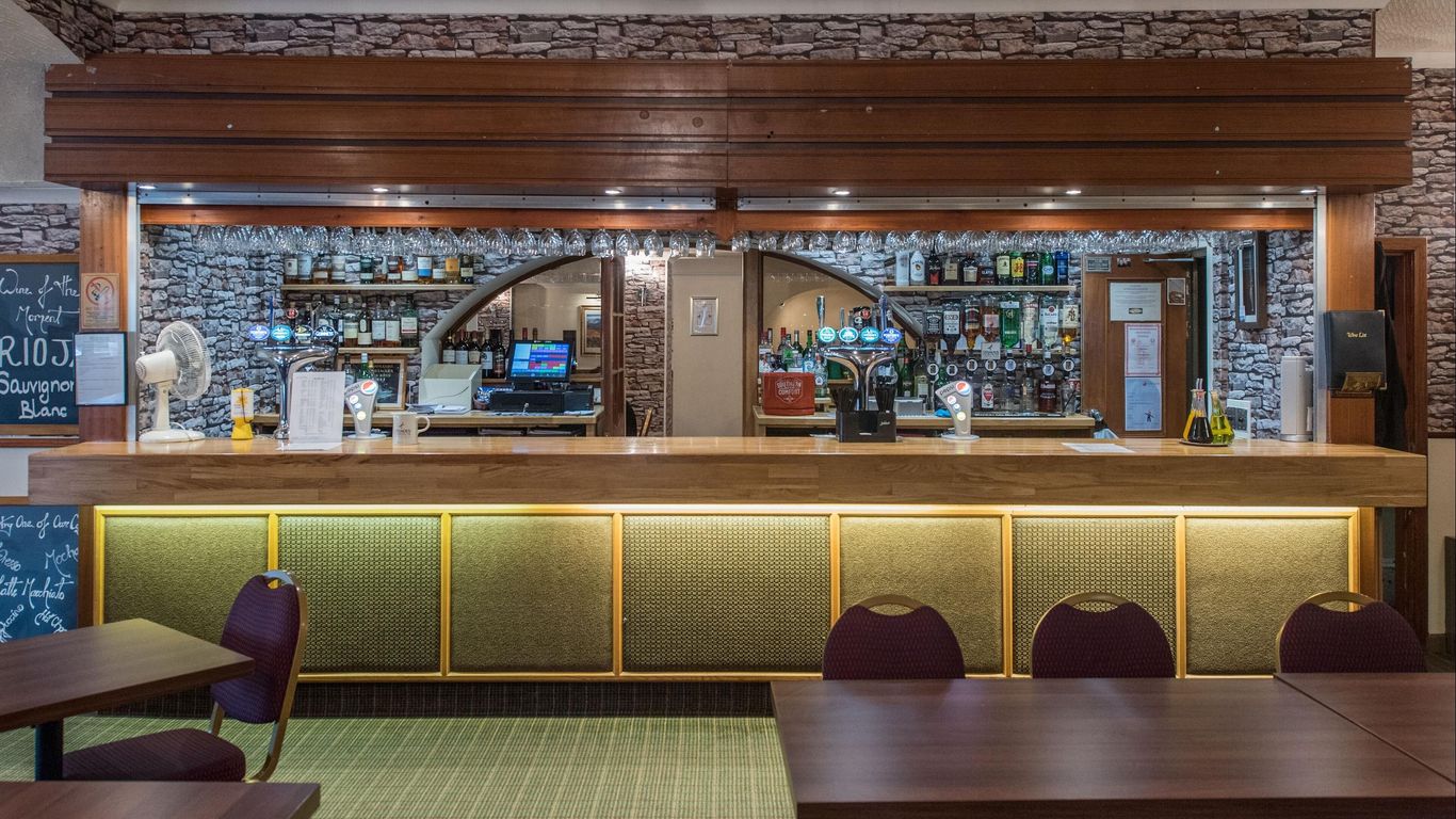 Alexandra Hotel, Fort William | HotelsCombined