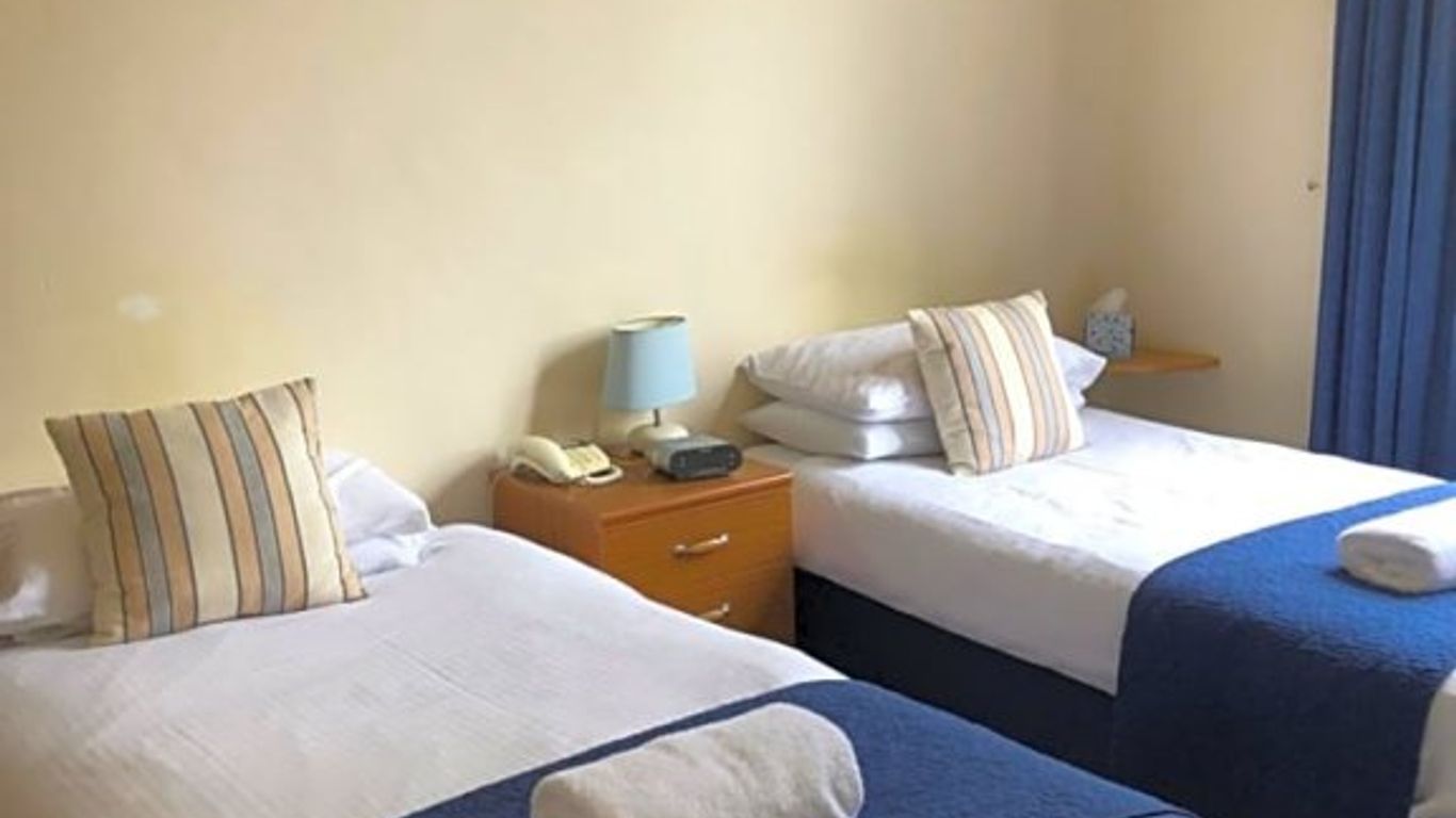 Green Tree Hotel, Peebles | HotelsCombined